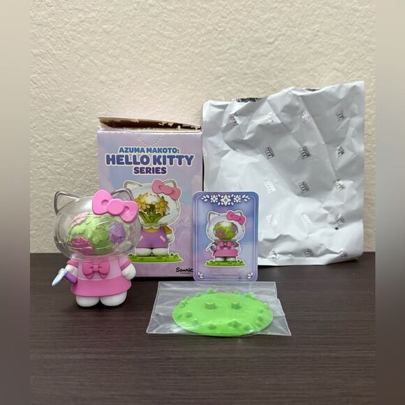 Mighty Jaxx | Accessories | Azumamakoto X Hello Kitty Flower Series ...